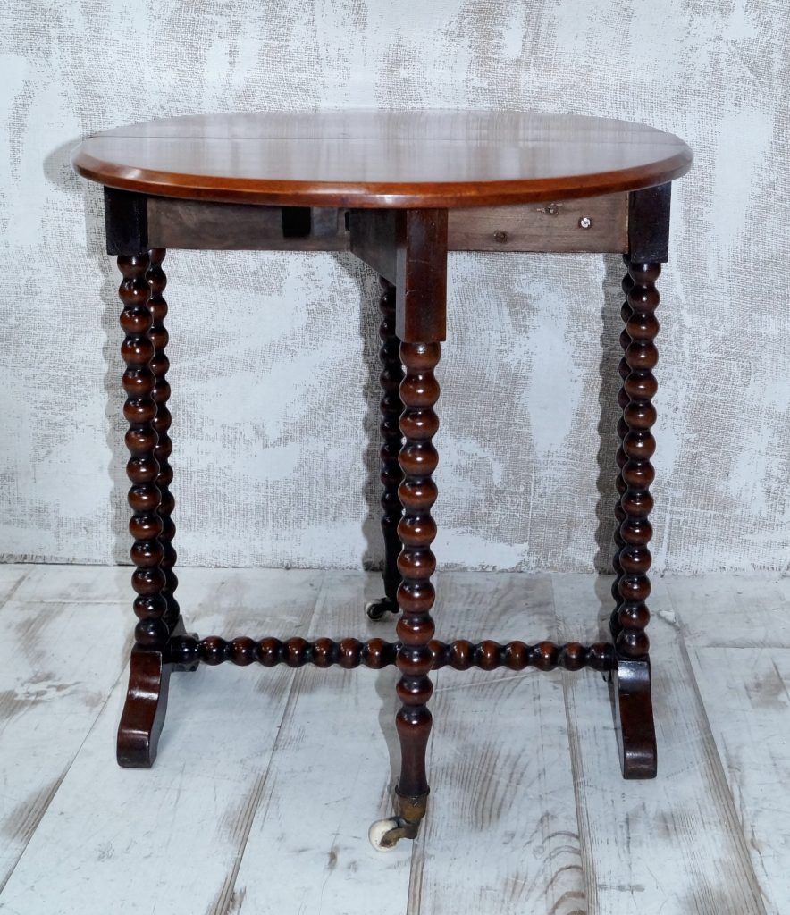Walnut Bobbin Turned Table – Clubhouse Interiors Ltd