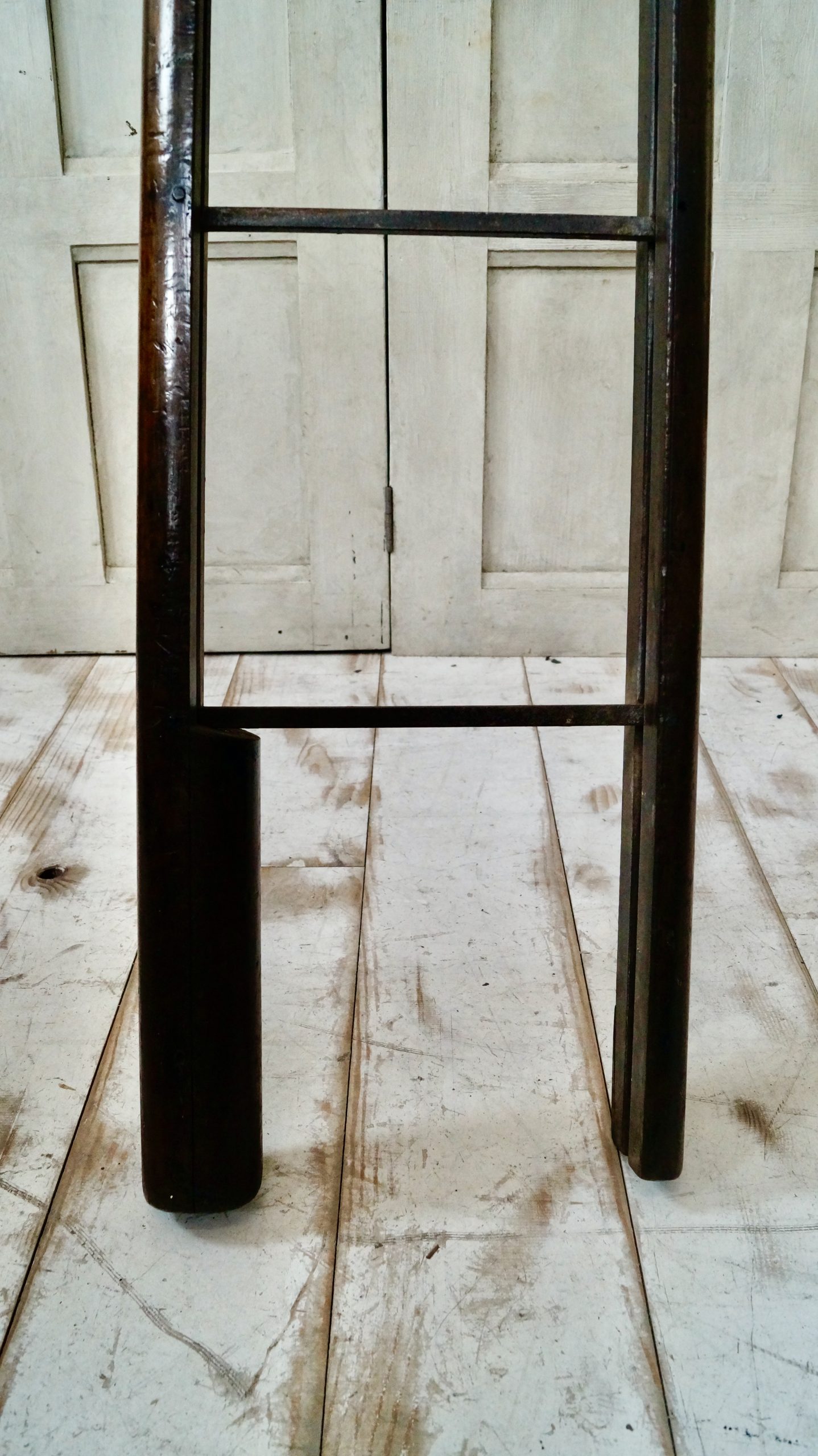 Regency Mahogany Library Pole Ladders – Clubhouse Interiors Ltd